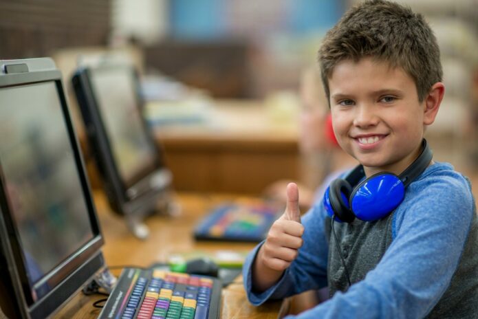 Creative Digital Youth : la rentrée des ateliers créatifs de code.